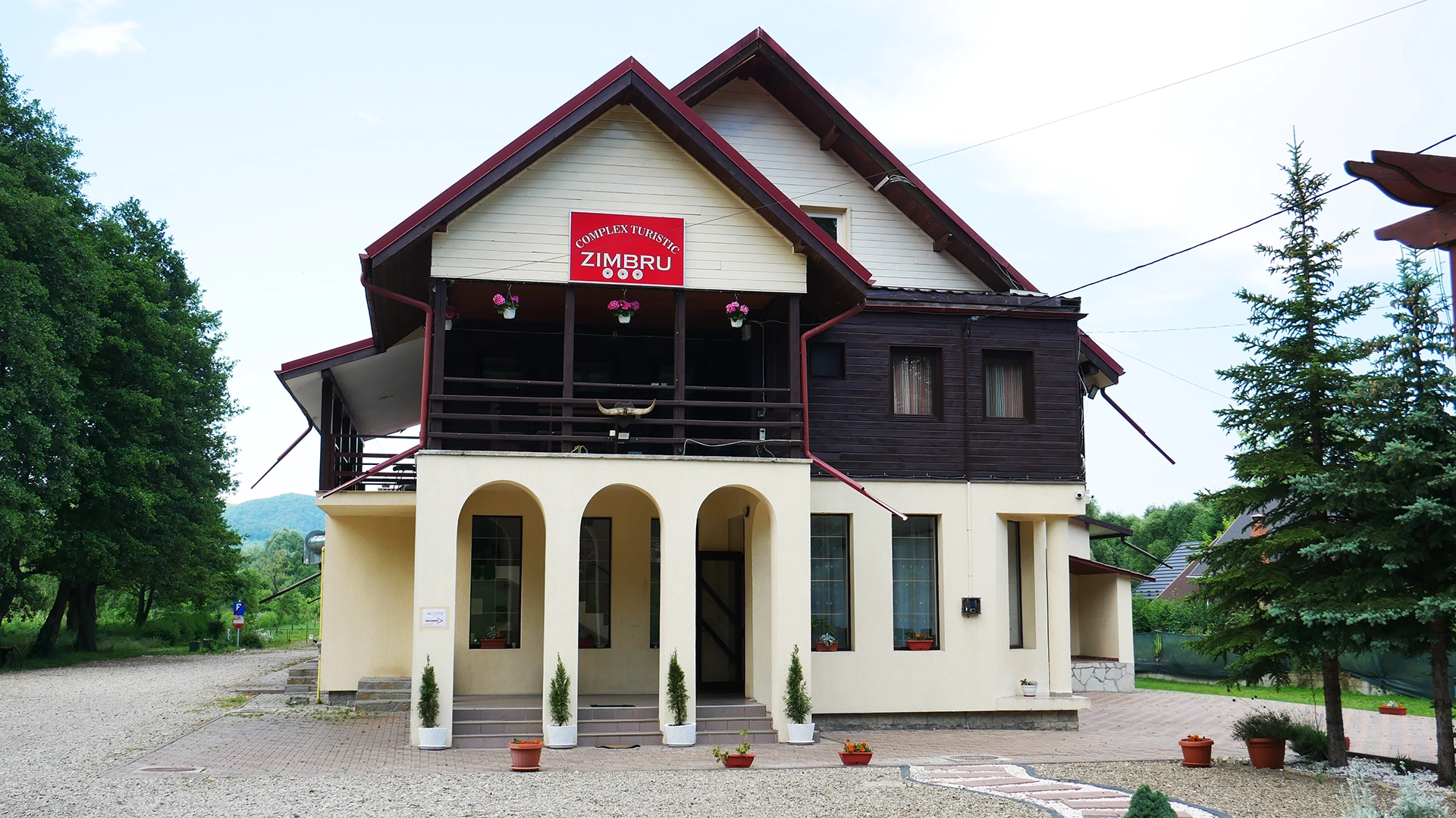 COMPLEX ZIMBRU - VÂNĂTORI-NEAMȚ - STAȚIUNE TURISTICĂ DE INTERES LOCAL